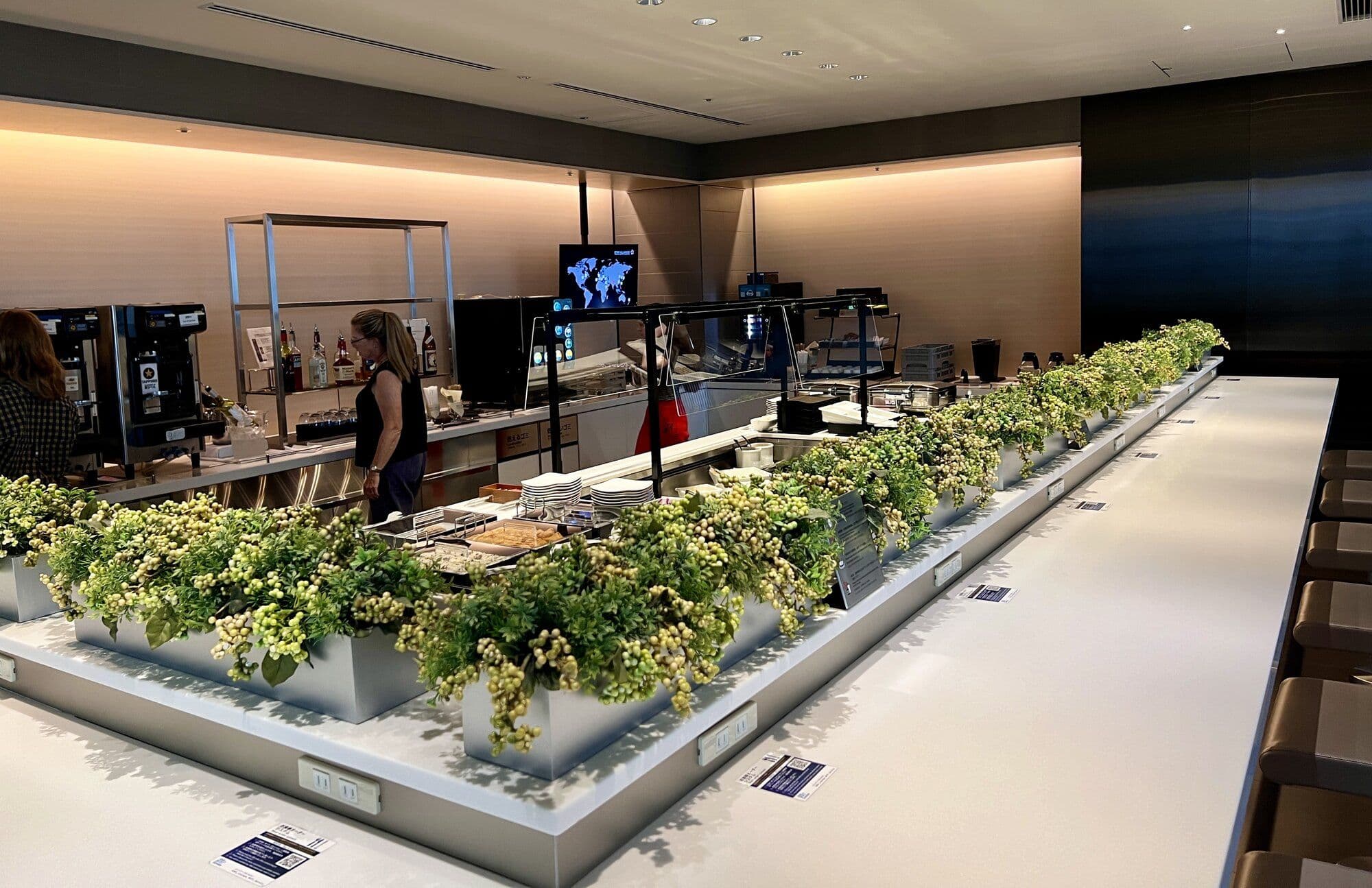 ANA Lounge Review – Haneda Terminal 3 - Roame